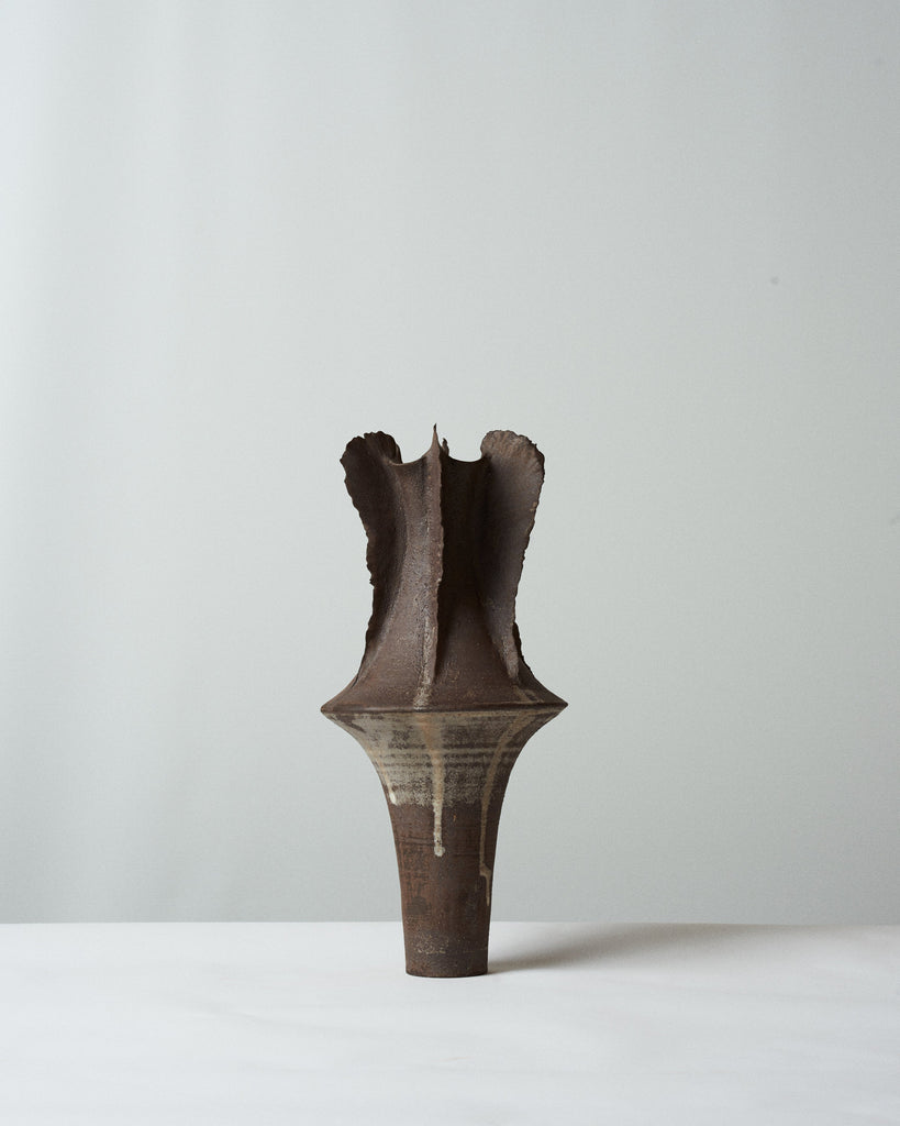 Han Chiao, Fin Tall Vessel, 2023 (HANC19) – Guild Gallery NY